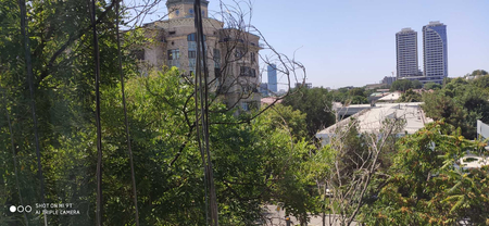 Сдаётся упакованная квартира 1/5/5 (напротив Mirabad Avenue)