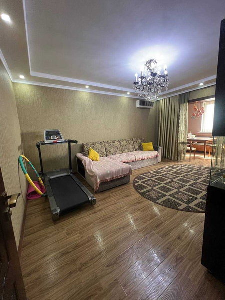 Продам 4х комнатную 95м² в центре