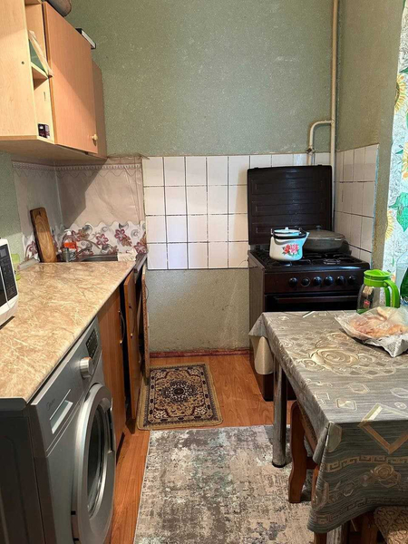 Карасу-4, 1/4/5, Средний ремонт, 40м2, балкон 2х3, ориентир 121-школа