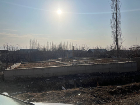 Участка сотилади.
