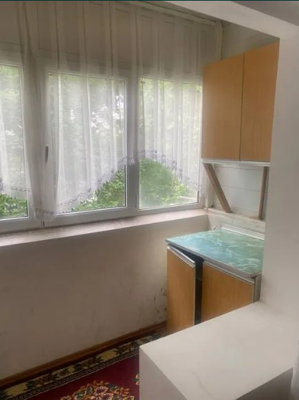 Саламатина  1/3/4  1*3м²  28м²
