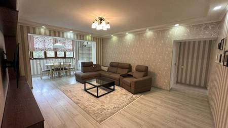 ПРОДАЕТСЯ СРОЧНО 4-хкомнатная 103м2 Ц-1  САДЫК АЗИМОВА (133241)