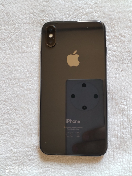 IPhone X   64GB IDEAL
