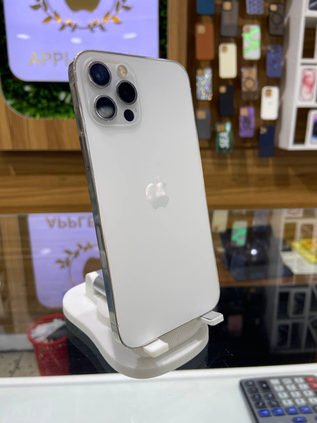 Iphone 12pro ideal xolatda