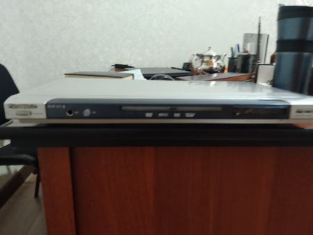 Продается DVD player в отличном состоянии