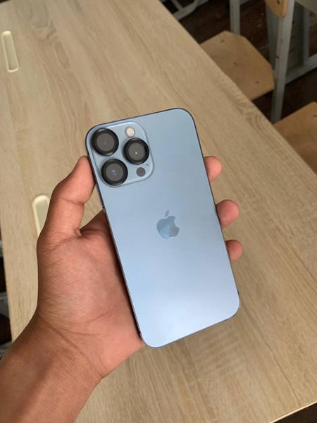 Iphone xr (13 pro)