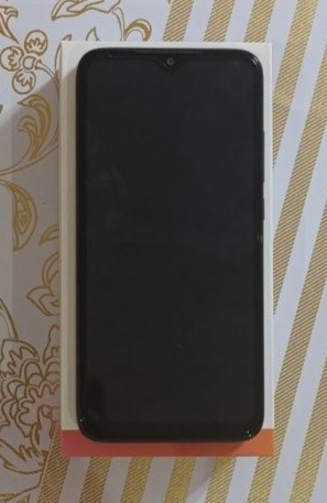 Redmi 7 sotiladi