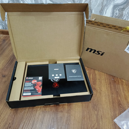 MSI Gaming Notebook 10 chi avlot