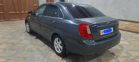 Lacetti Jentra sotiladi