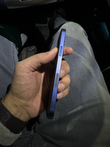 iPhone 12 Blue 128gb