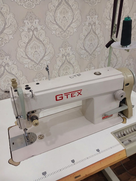 Gyex tikuv mashinasi