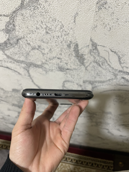 Realme c25y holati yahshi