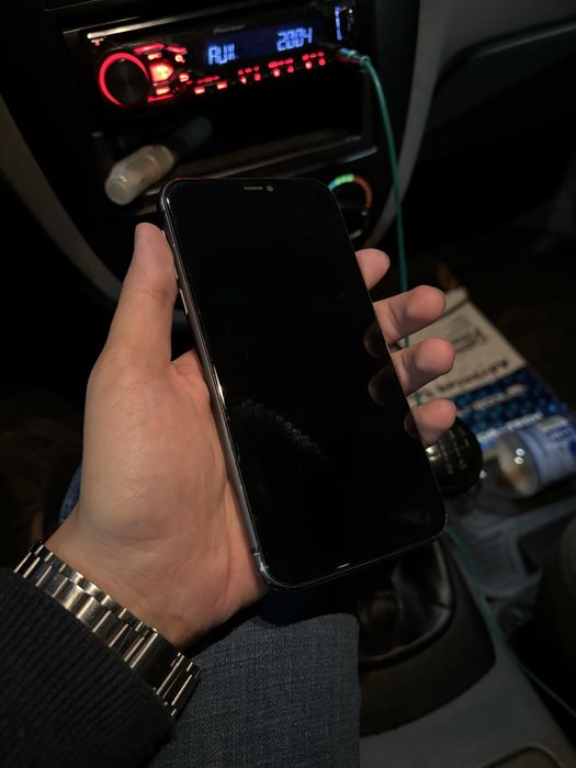 Iphone 11 128 Gb 75% karopka dakument