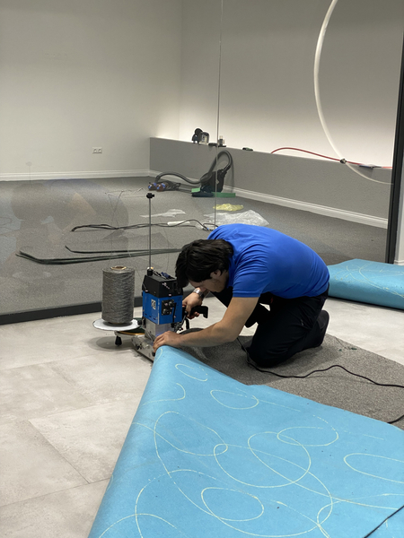 Gilam kesib tikish Overlog Doctor Carpet