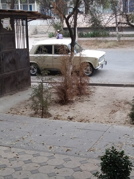 Vaz 2101 sotiladi