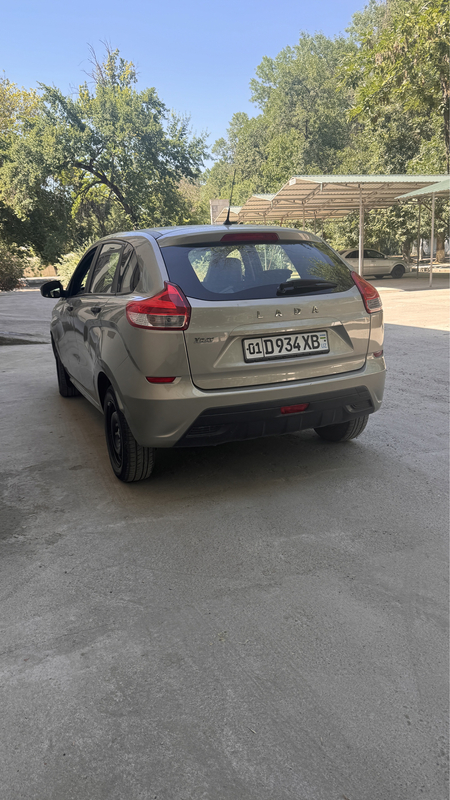 Lada Xray MT Standart 2019