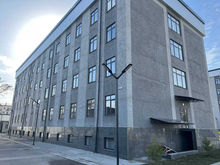 Местный гранит 