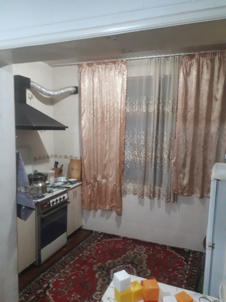 Yunusobod 19 kvartalda 2 xonali uy sotiladi