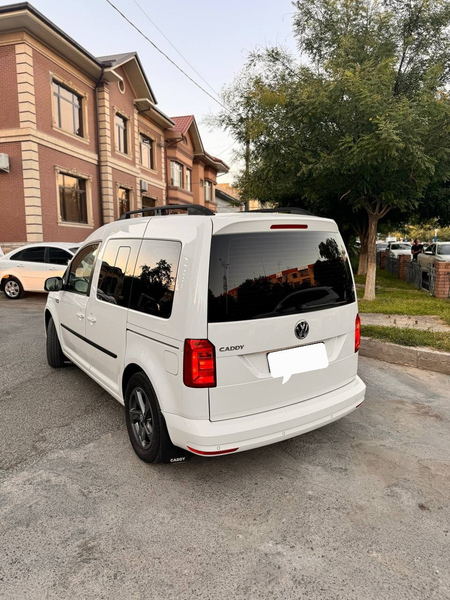 Wolksvagen caddy сотилади. 2021 й фулл поз. Краска тоза