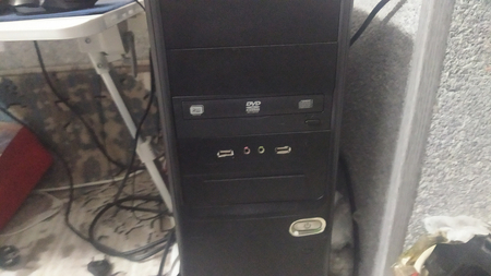 Kompyuter sotiladi holati aʼlo.   Windows 7 .   Продам компьютер в отл
