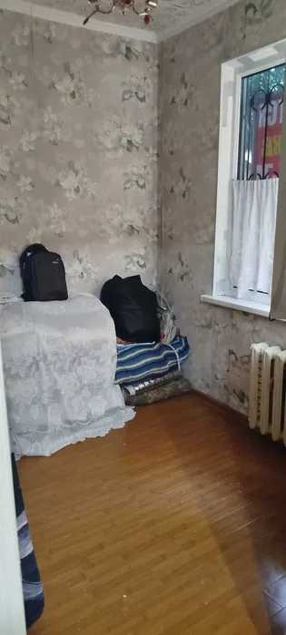 СРОЧНО!!! Продаётся квартира 2в3/1/4 + подвал на Чиланзар 14