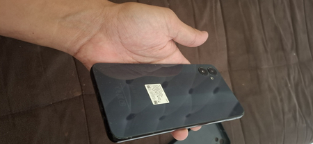 Продам Samsung A05 4/128 гб состояние идеалное каробка доки ест