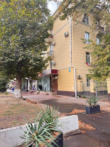 V4200 3/3/4 улица Шота Руставели Ор.р: Аския Базар 80м2 Евро ремонт