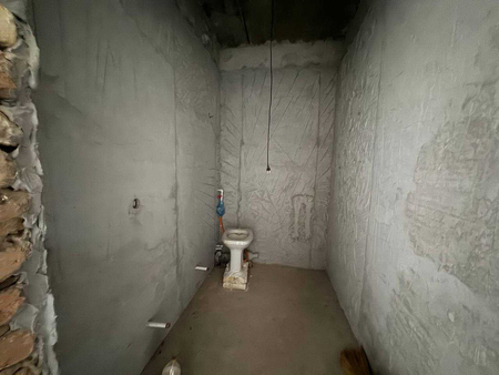 2 xonali 72m² 3-qavat sotiladi