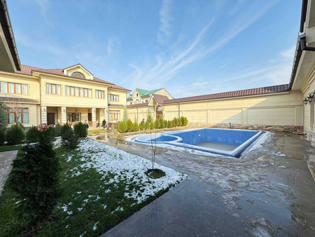 Продается Евро дом Американский госпиталь  1200м2