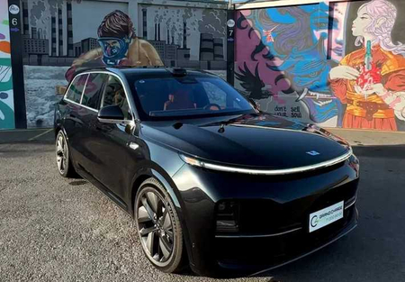 LIXIANG L9 MAX elektromobillarimizning barcha ranglari mavjud