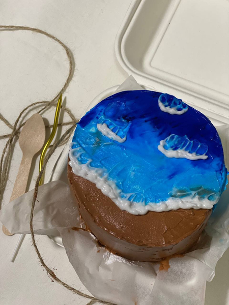 Tort zakazga.Bento,tuģilgan kun uchun,trayfllar.