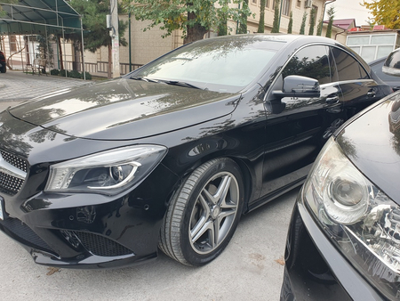 Mersedes Benz. CLA 200. Yil 2015. Yurgani 140000. Narxi 21600