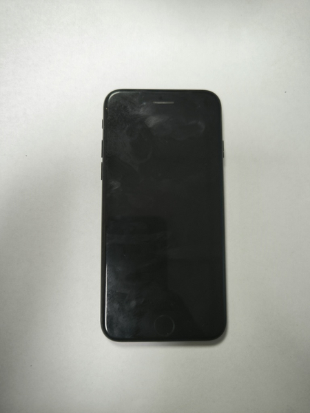 iPhone 7 xolati yaxshi