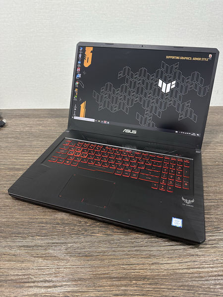 мощный Hp 15-ef2025, в отличном состоянии, как новый
