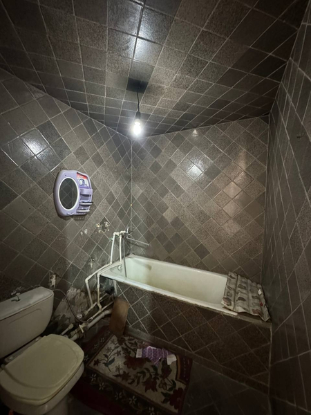 Жарарик орентир: Мойка 1/7/9 без ремонта 48 м²