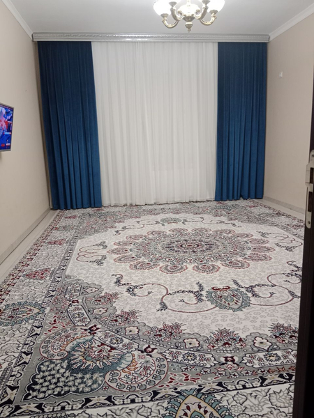 Chirchiq shahrida kotedj hovli sotiladi