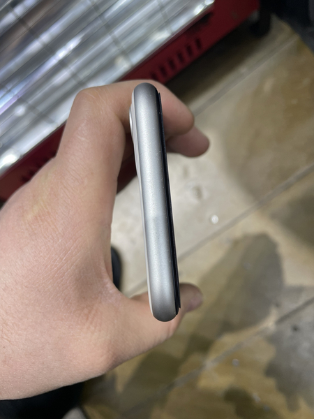 Iphone 11 128Gb ch/a 2-simkartali