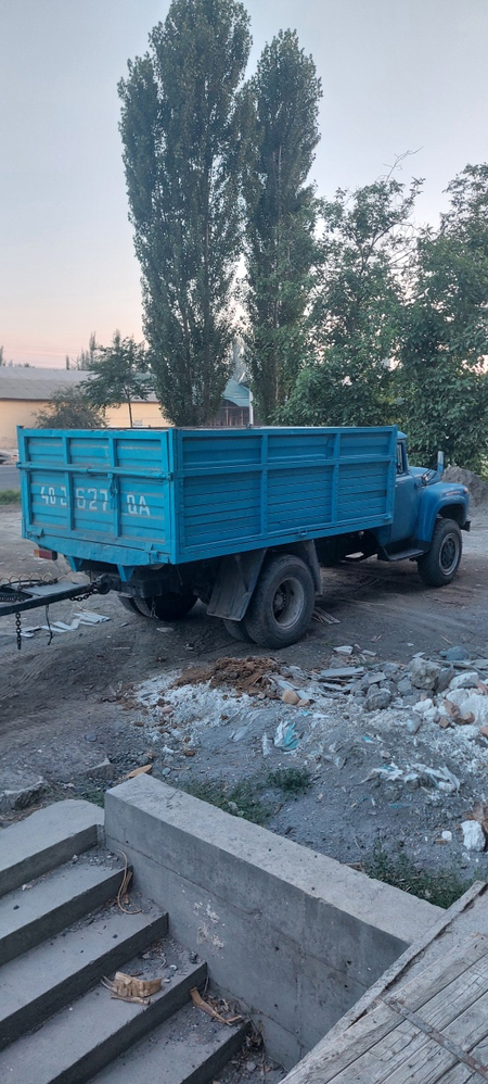Зил 130 бартавой Урал матор