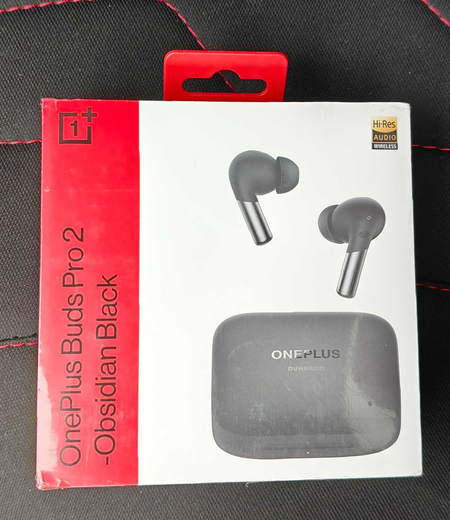 OnePlus 12. Бонус: OnePlus Buds Pro 2.