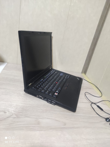 Lenova thinkPad T410 ozu4gb , 320hdd