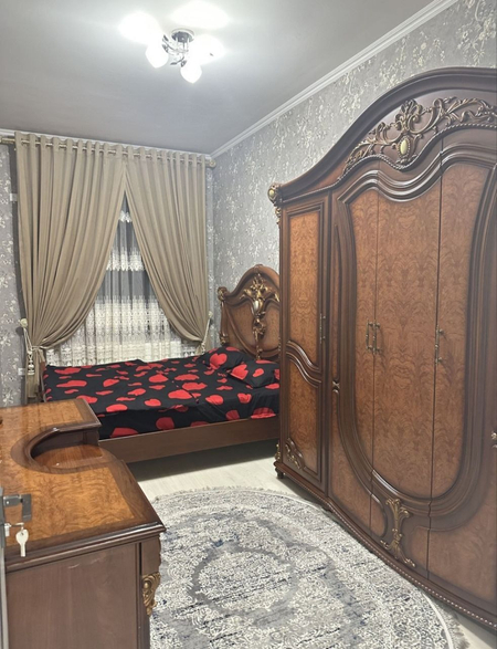 Срочно продам паркенский новостройка 2/4/4