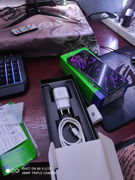 Срочно. Infinix hot 30 play 16/128