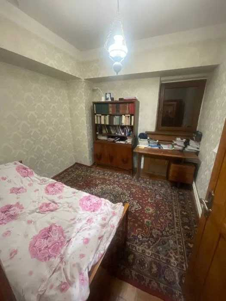 Продаётся срочно 3 комнатная квартира в центре Ташкента Ор р Ц - 5