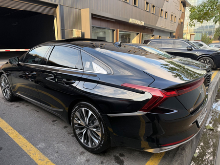 Kia k8 signature