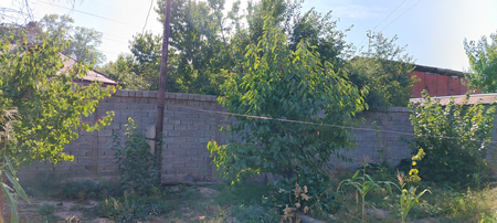 Xovli uy sotiladi