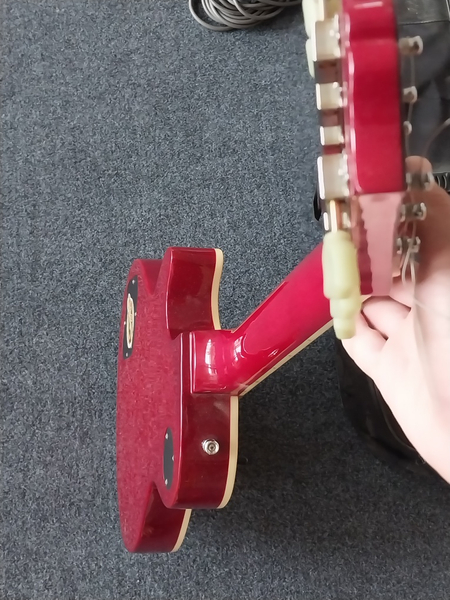 Gibson guitars holati zor
