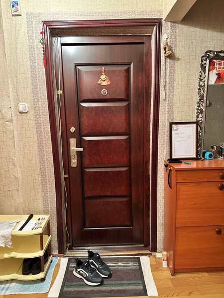 2/4/5 куйлюк Массив 5  60 м² метро Киёт срочно