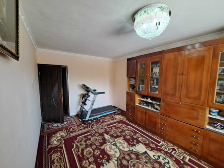Buxoro shahrida 3 xonali uy tezda sotiladi