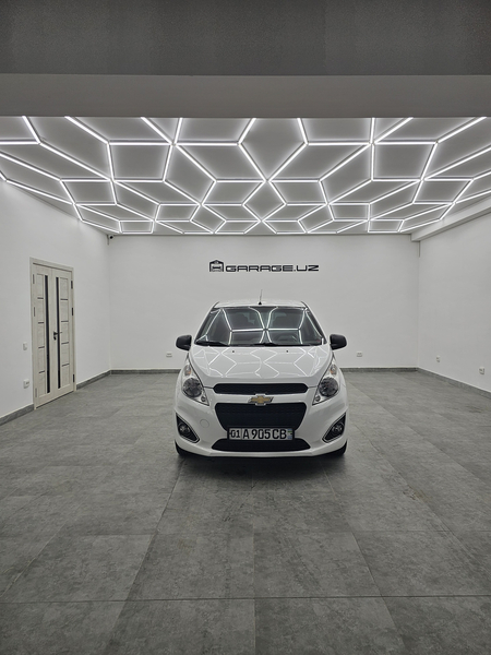 Спарк автомобиль 2018  газ бн насия савдо