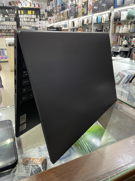 Lenovo Noutbuk Core I-3 10th